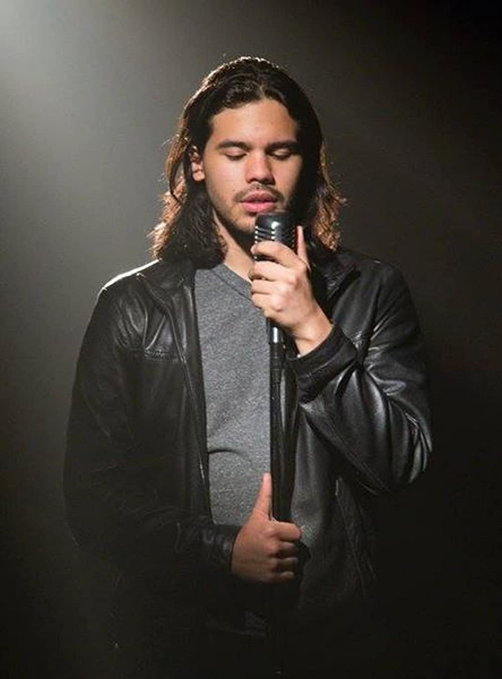 Carlos Valdes Biography, Height, Weight, Age, Movies, Wife, Family ...