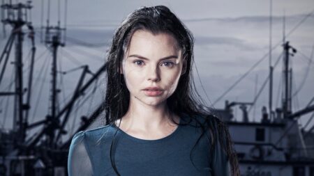Eline Powell Biography, Height, Weight, Age, Movies, Dating Life, Net ...