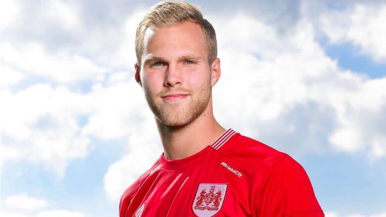 Gustav Engvall Biography, Height, Weight, Age, Stats, Wife, Salary, Net ...