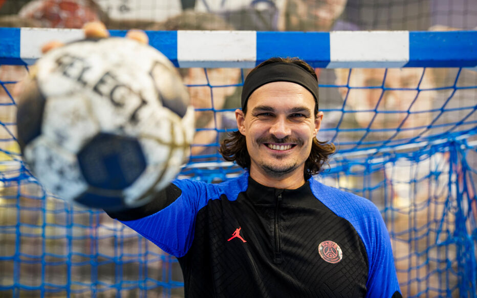 Jannick Green Biography, Height, Weight, Age, Stats, Wife, Salary, Net ...