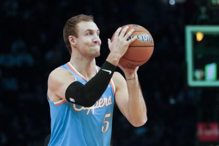Luke Kennard Biography, Height, Weight, Age, Stats, Wife, Salary, Net ...