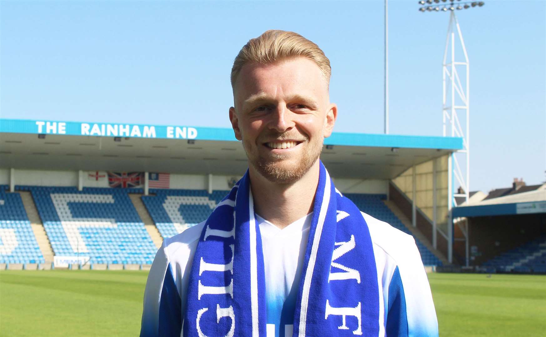 Max Clark Biography, Height, Weight, Age, Stats, Wife, Salary, Net ...