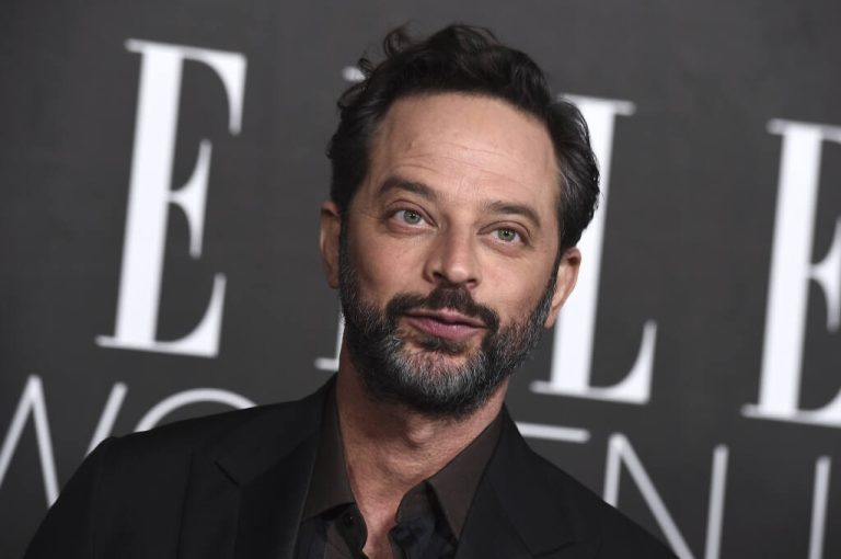 Nick Kroll Biography, Height, Weight, Age, Movies, Wife, Family, Salary ...