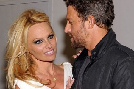 Pamela Anderson Biography, Height, Weight, Age, Movies, Husband, Family ...