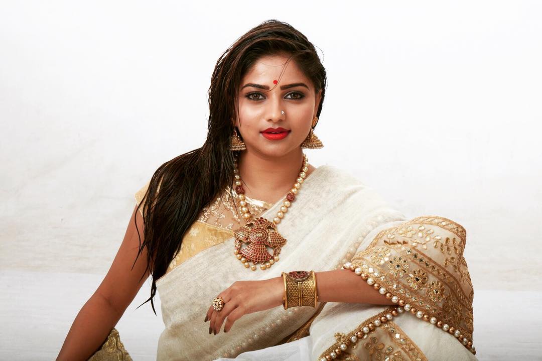 Rachita Ram Biography, Height, Age, TV Serials, Husband, Family, Salary ...