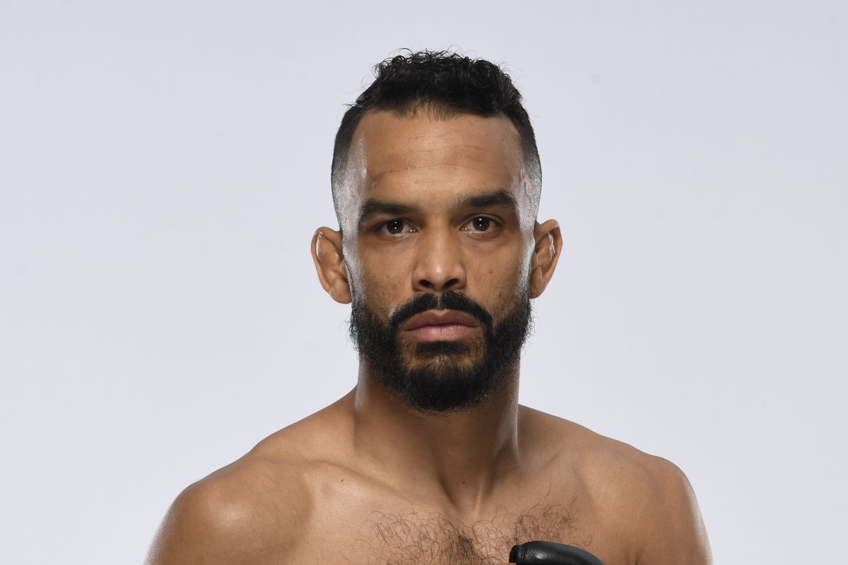 Rob Font Biography, Height, Weight, Age, Stats, Wife, Salary, Net Worth ...