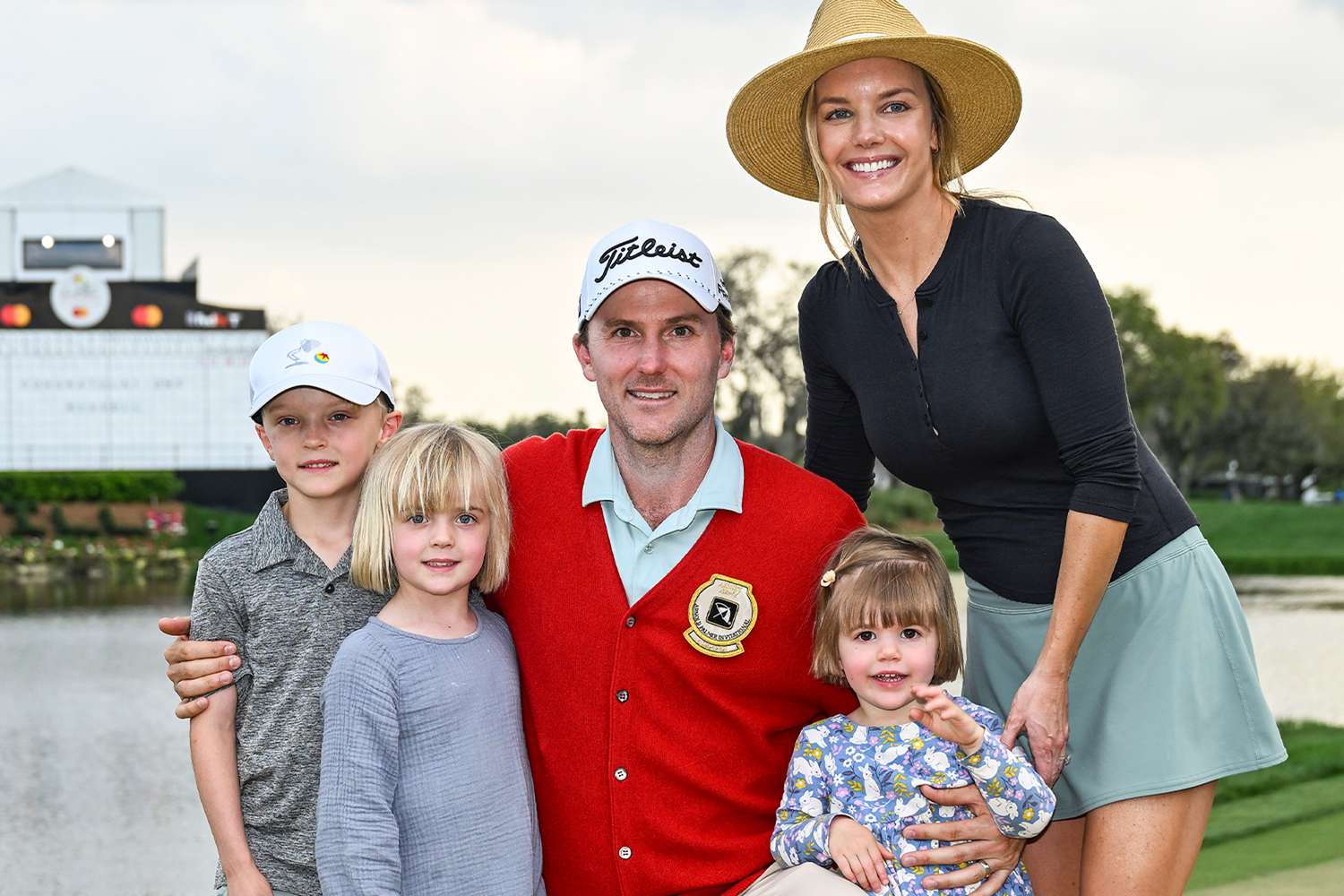 Russell Henley Biography, Height, Weight, Age, Stats, Wife, Salary, Net ...