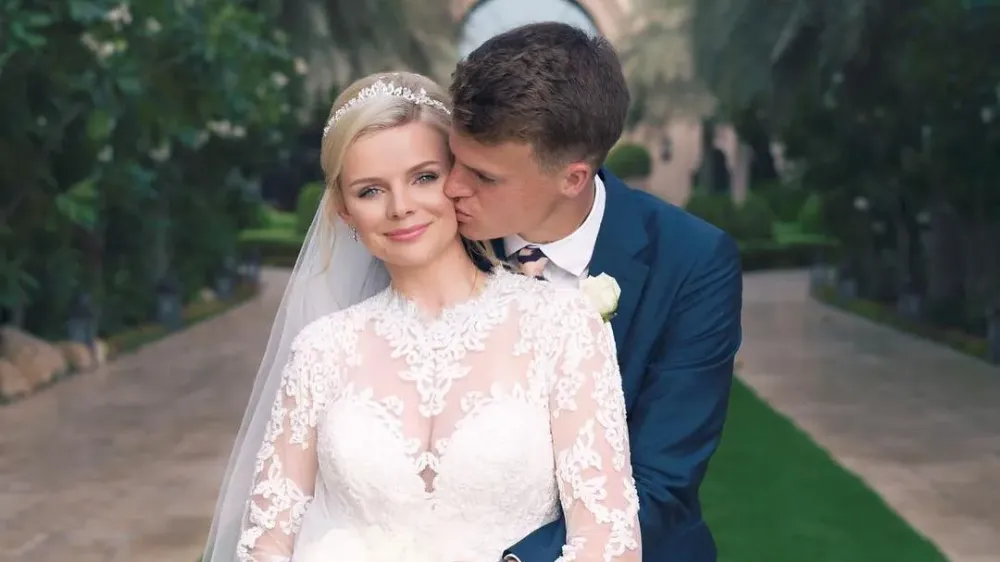 Solly March Biography, Height, Weight, Age, Stats, Wife, Salary, Net ...