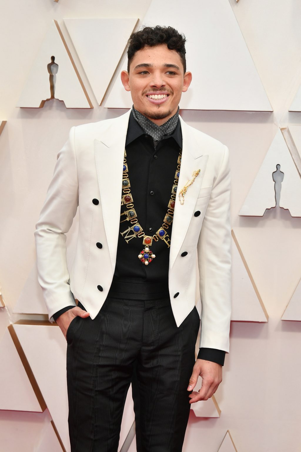 Anthony Ramos Biography, Height, Weight, Age, Movies, Wife, Family ...
