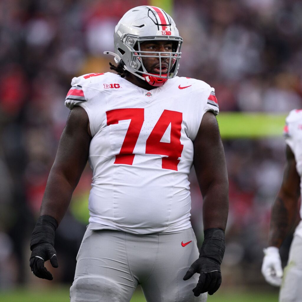 Donovan Jackson Biography, Height, Weight, Age, Stats, Wife, Salary ...