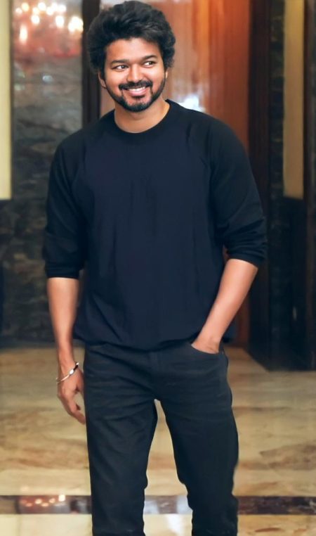 Vijay Biography, Height, Weight, Age, Movies, Wife, Family, Salary, Net ...