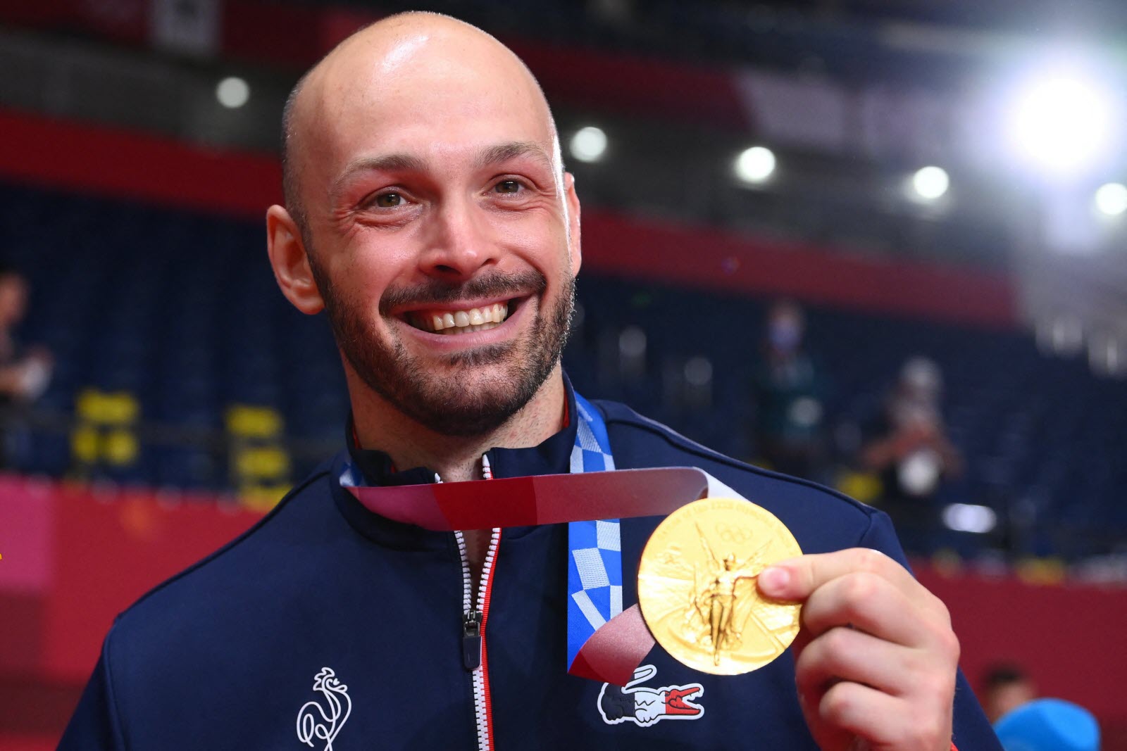 Vincent Gerard Biography, Height, Weight, Age, Stats, Wife, Salary, Net ...