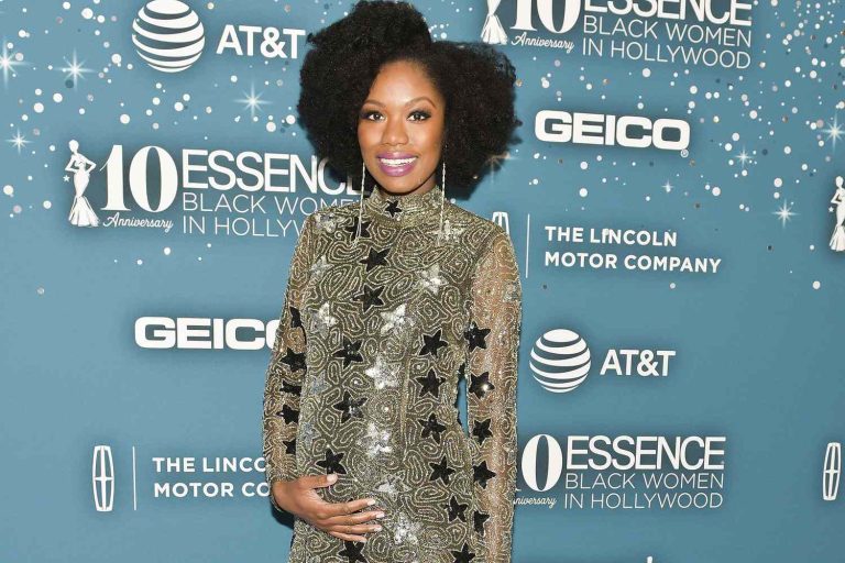 Xosha Roquemore Biography, Height, Weight, Age, Movies, Husband, Family ...