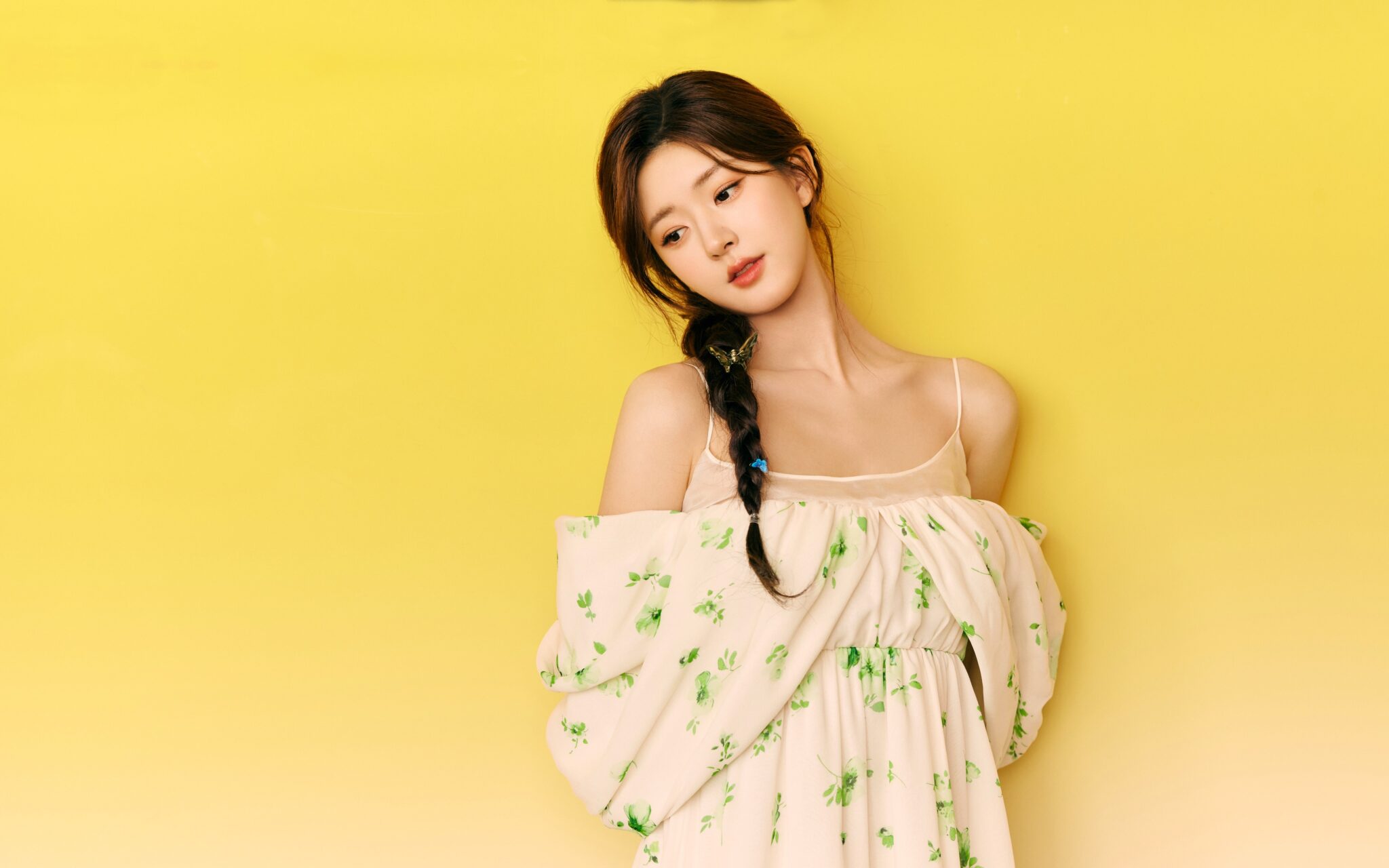 Zhao Lusi Biography, Height, Weight, Age, Movies, Husband, Family ...